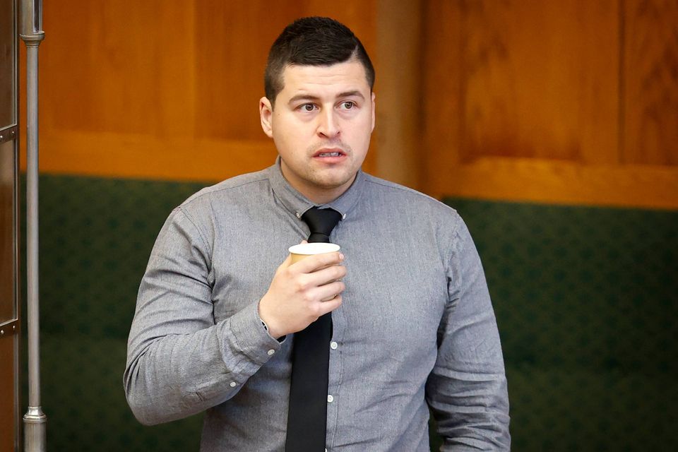 Kilder i Moderaterne: Mike Fonseca havde en voksen kæreste, da han kom ...