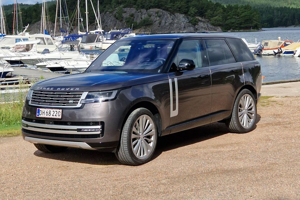 Man bliver høj af at køre den nye Range Rover - Jyllands-Posten