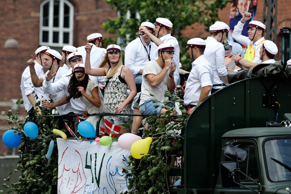 Ny form for studenter-fejring får politiet til at løfte pegefingeren ...