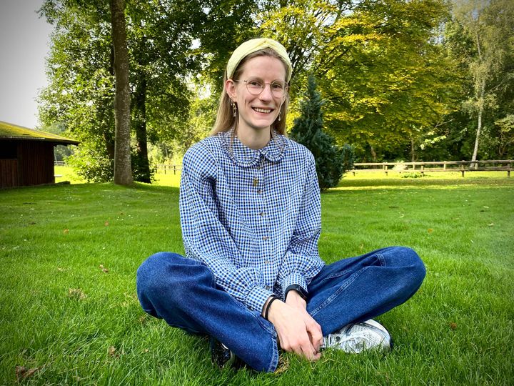 Efter kameraerne slukkede, fløj det ind med beskeder fra nær og fjern ...