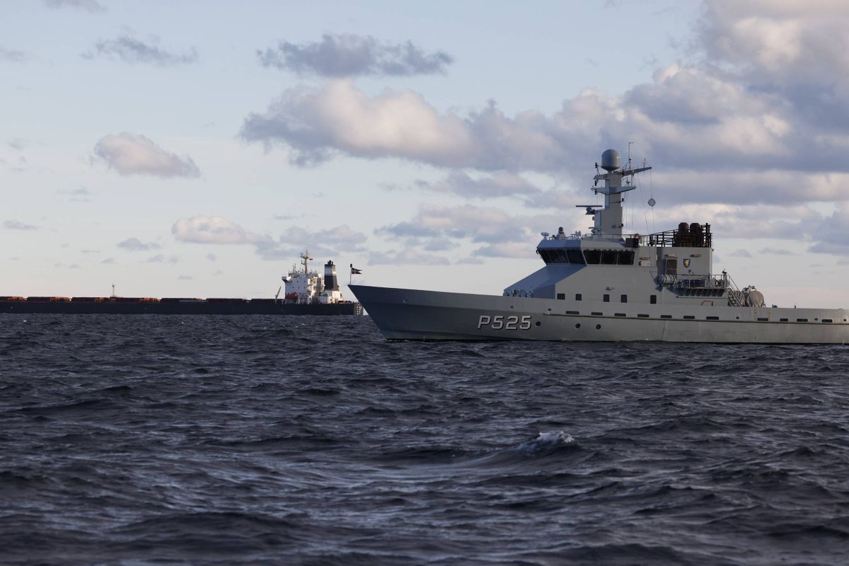 Nu passer Marinehjemmeværnet på mystisk kinesisk skib