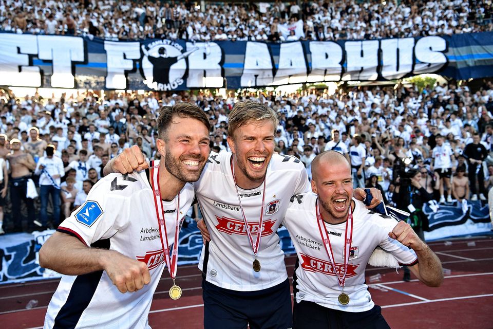 Bronzemedaljer hjalp AGF til overskud på 15 millioner kroner - Jyllands-Posten