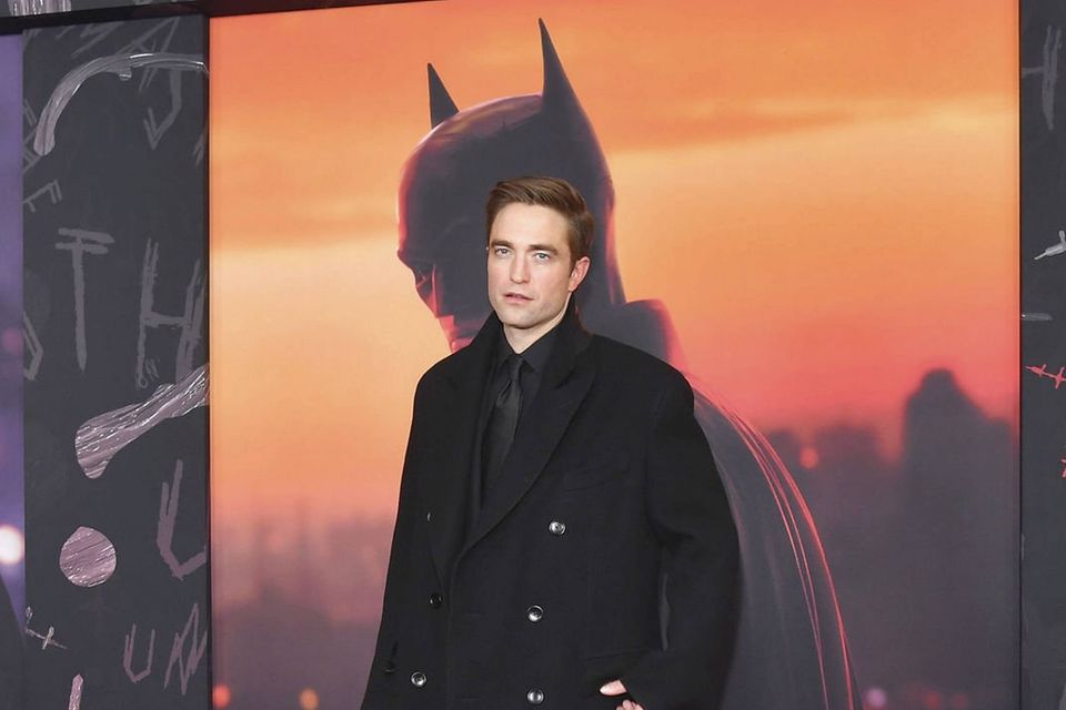 Anmeldere roser Robert Pattinson for at være vred Batman - Jyllands-Posten