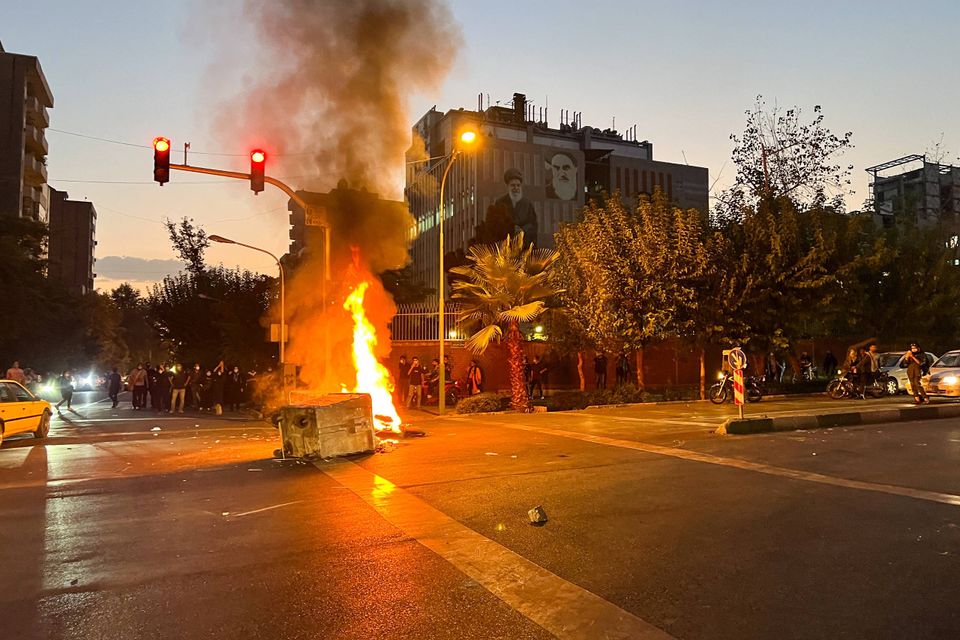 Vis solidaritet: Læg tørklædet - Jyllands-Posten