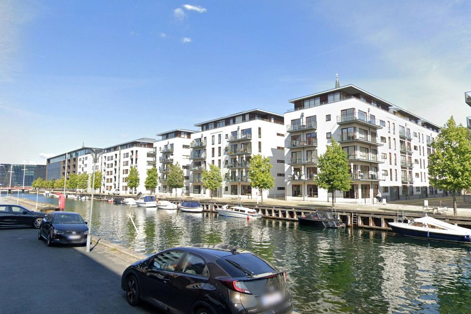 »Vi har fået den godt solgt«: Almen boligforening tjener millioner på ...