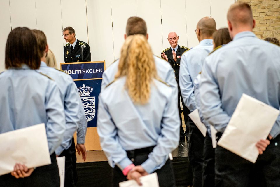 Politiskolen mangler elever: »Der er jo mega mange tomme klasseværelser ...