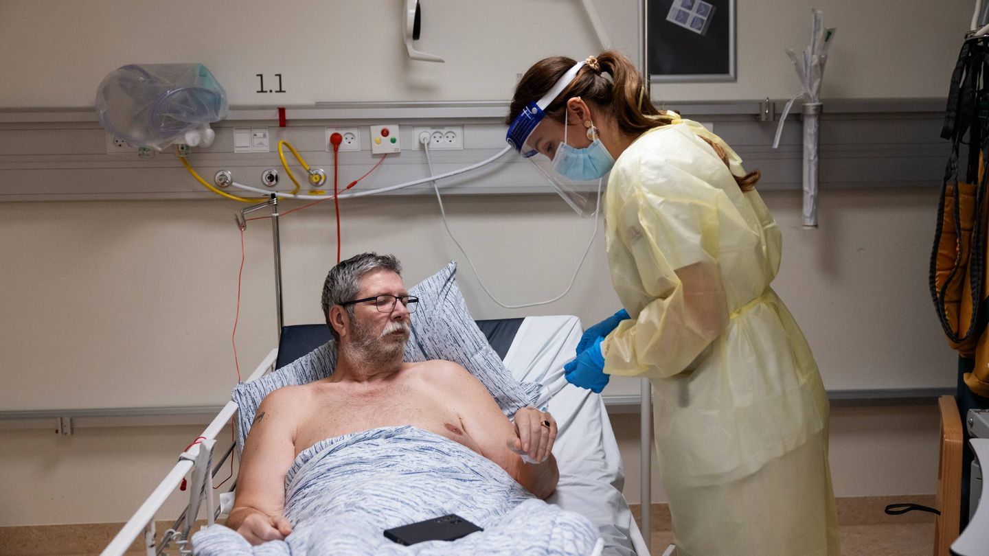 Da coronaen ramte Danmark, var Kurt Rasmussen tæt på at dø. Fem år ...