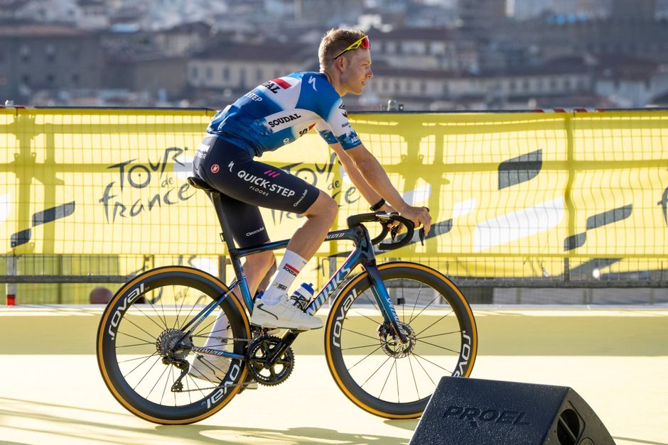Dansker har brækket kravebenet og er ude af Tour de France