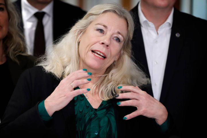 Aki-Matilda Høegh-Dam fik kanonvalg: Nu overlader hun sin plads i Folketinget til trommeglad ...