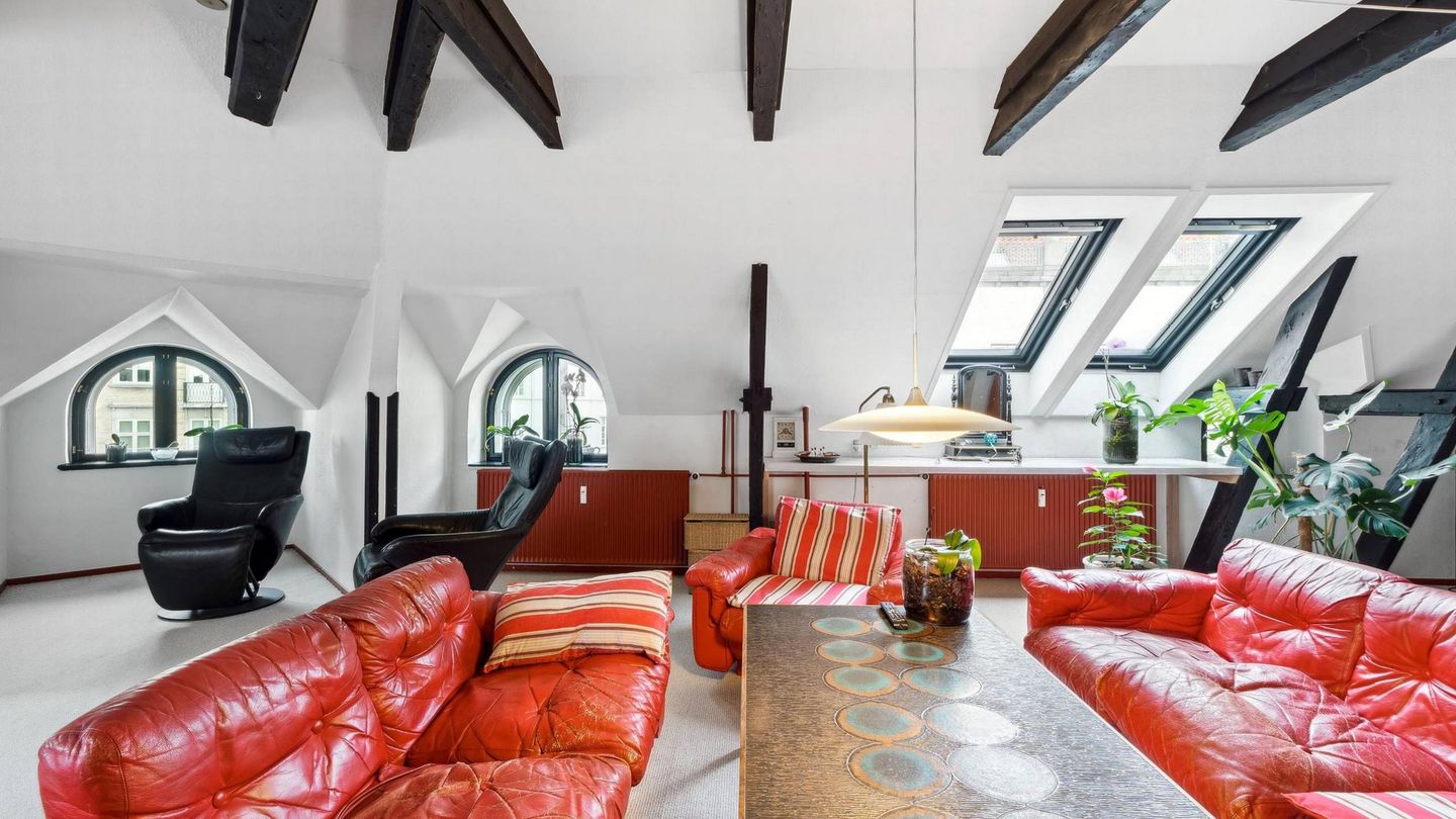 Havde sat lejligheden til salg - nu venter de på, at den kollapser ...