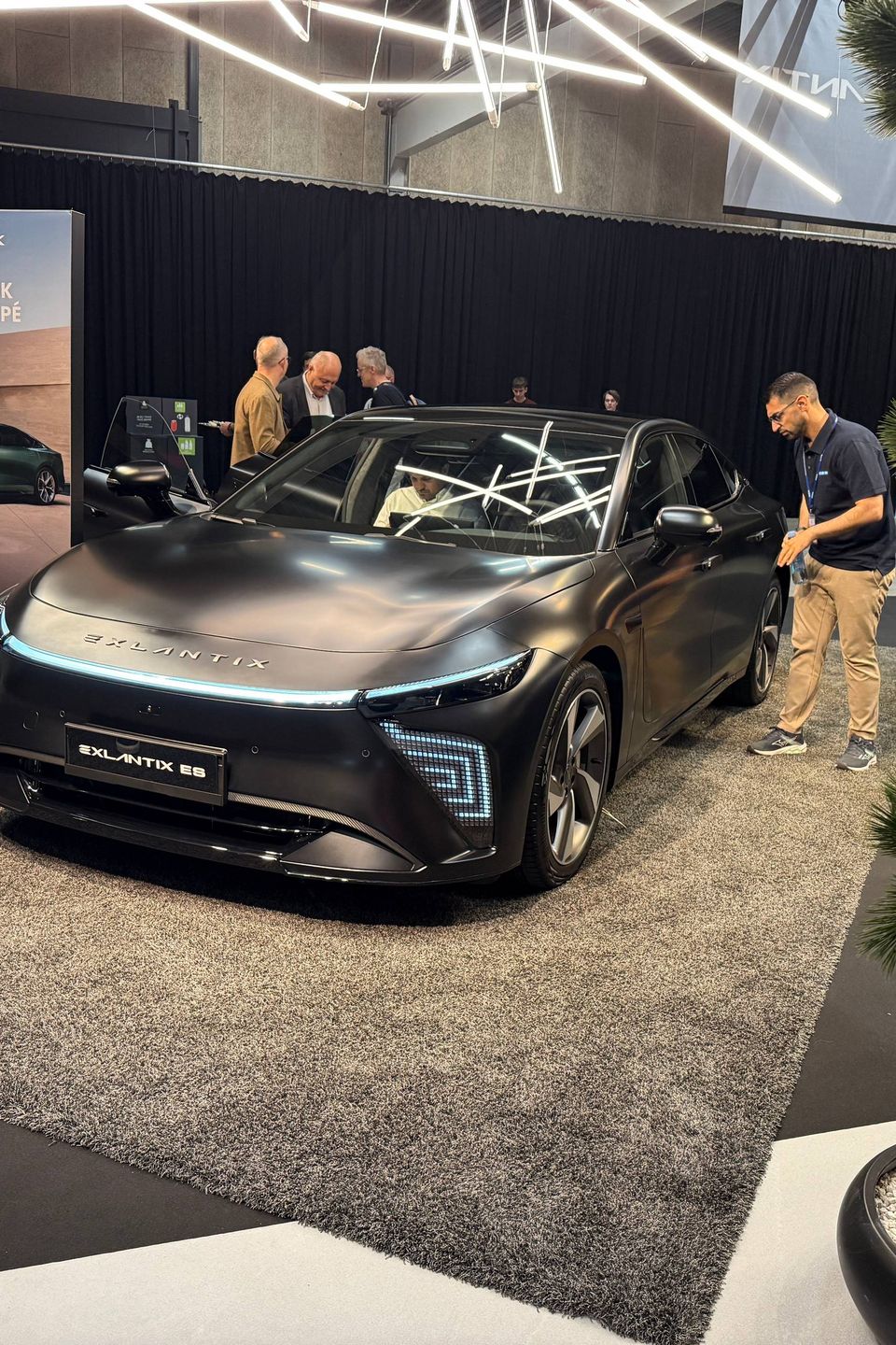 Historisk tilbud: Kæmpe elbil til minibil-pris - Jyllands-Posten