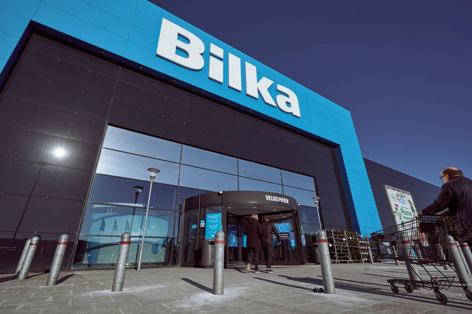 Nytårskrudt koster mere i Bilka og Føtex: »Jeg mener ikke, at det er en fuser« - Jyllands-Posten