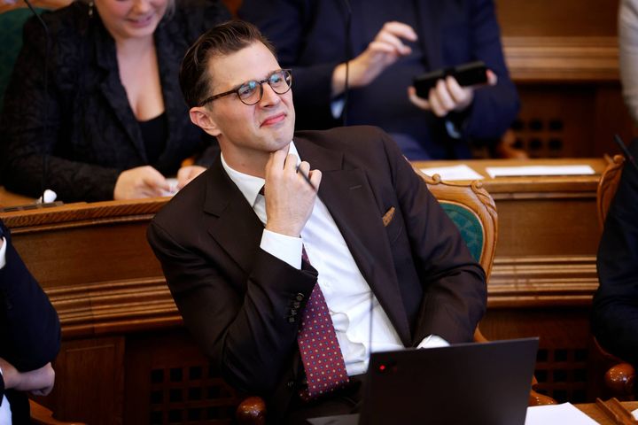 Regeringen fastholder kontroversiel militæraftale med USA: Her står de ...