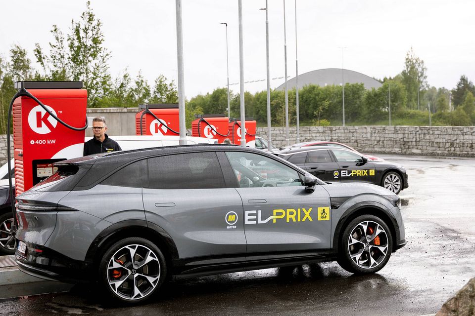 Ny test viser, hvor hurtigt elbilerne lader i virkeligheden - Jyllands ...