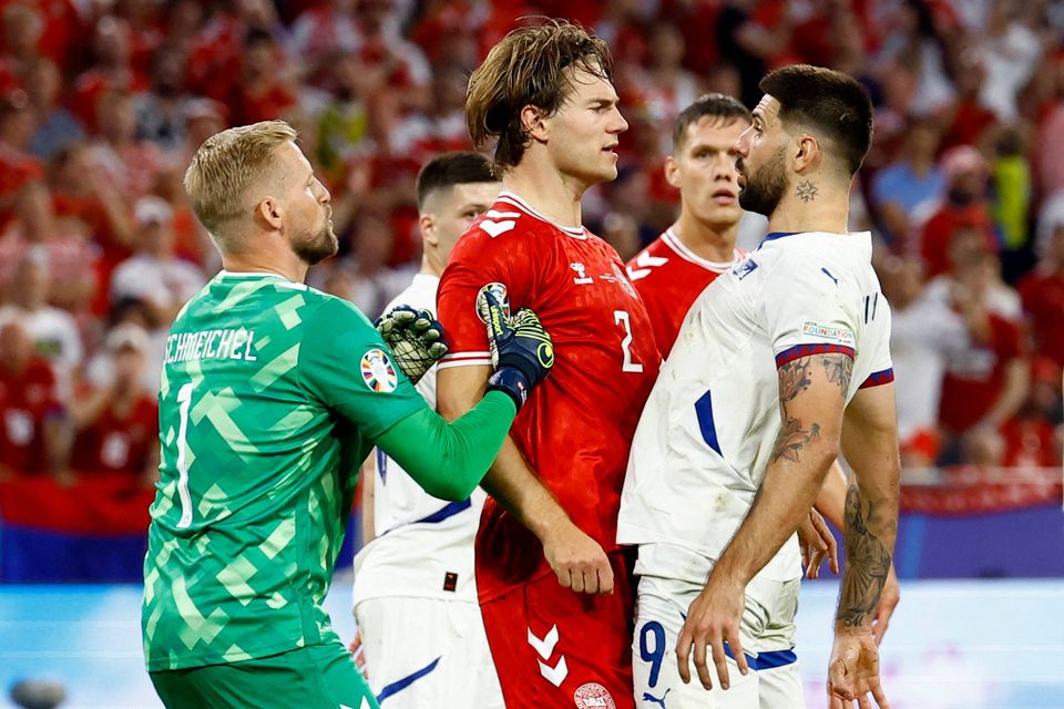 Danmark videre ved EM efter højdramatisk opgør - Jyllands-Posten