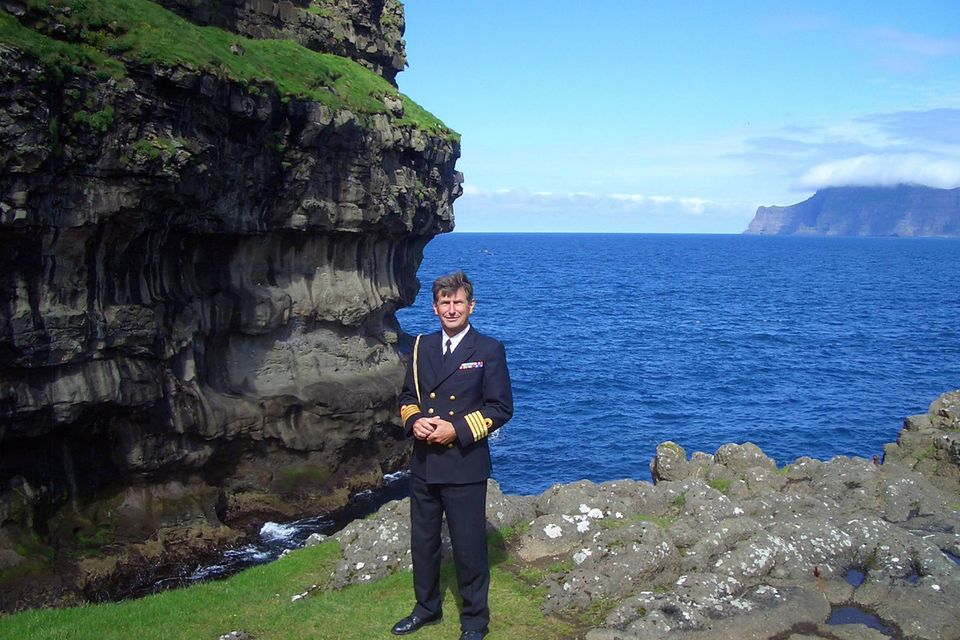 Hård sø i Grønland og bryllup i Stockholm - Jyllands-Posten