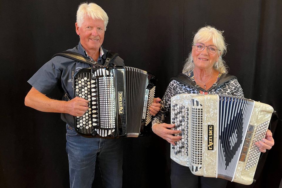 »Vi spiller til flere begravelser end bryllupper« - Jyllands-Posten